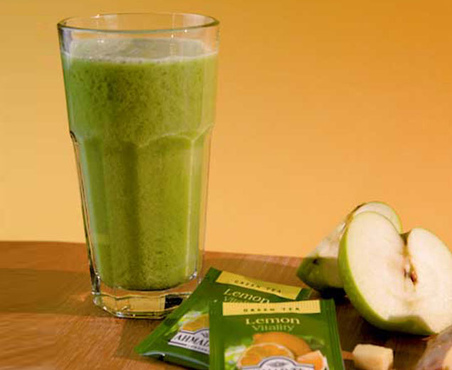 Tropical Tea Smoothie – Recipes | Ahmad Tea